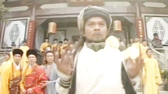 为什么《天龙八部》里的武林高手都不爱用兵器?
