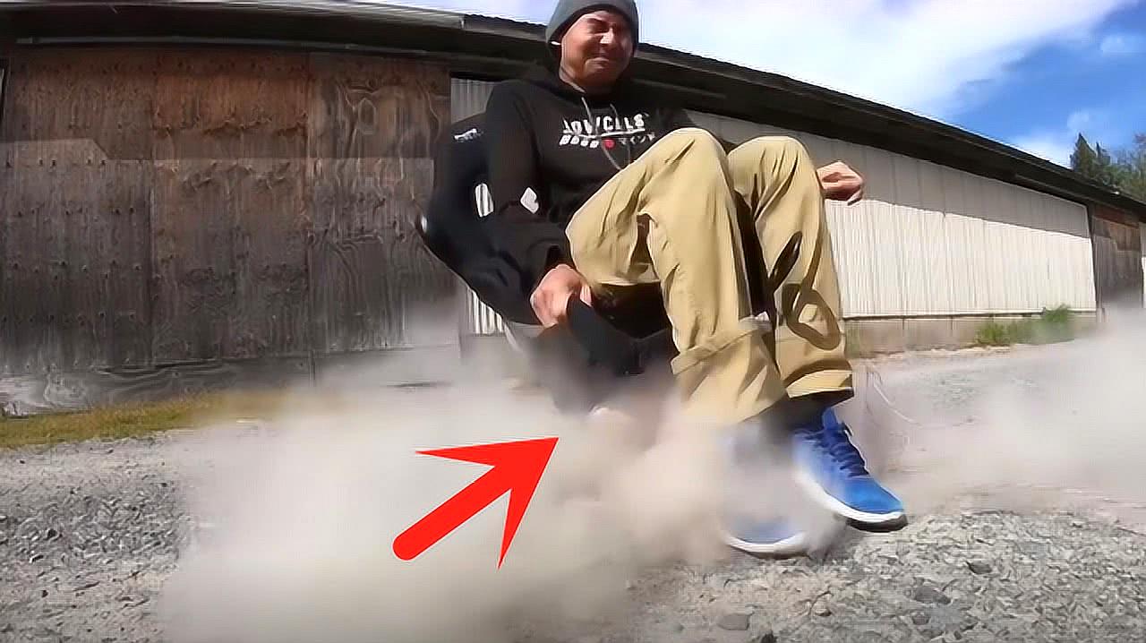 安全气囊爆炸后威力有多大?老外做了个实验,结局出人意料!