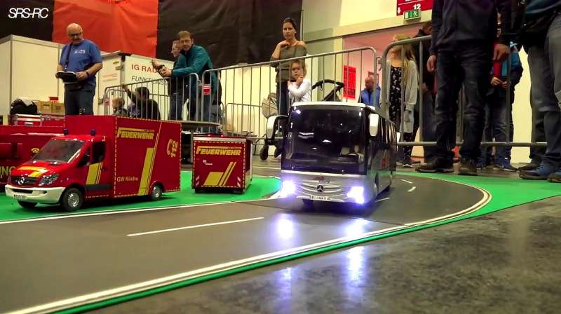 RC模型:玩具客车也能这么精致,真是高端大气上档次