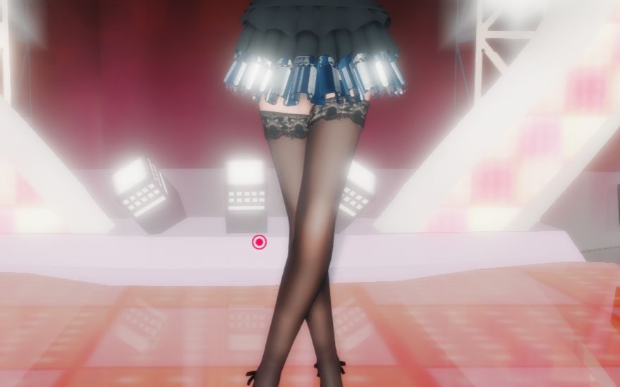 闪光舞台弱音黑丝礼服的表演