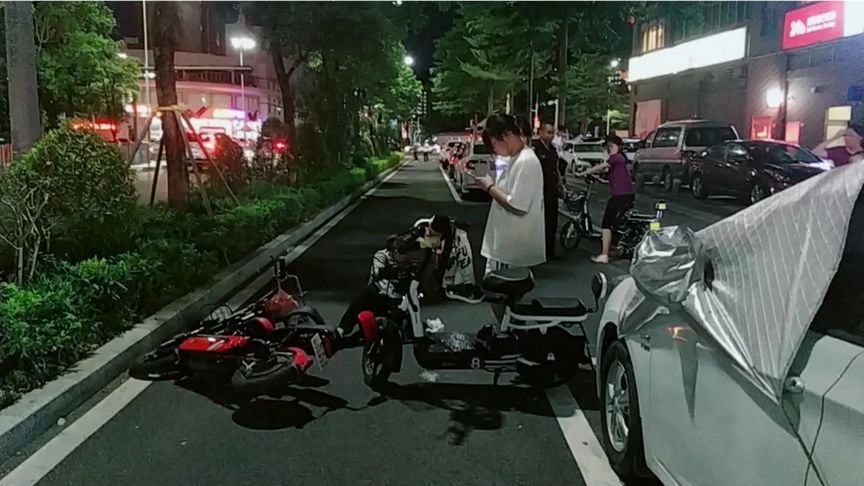 电动车交通事故。