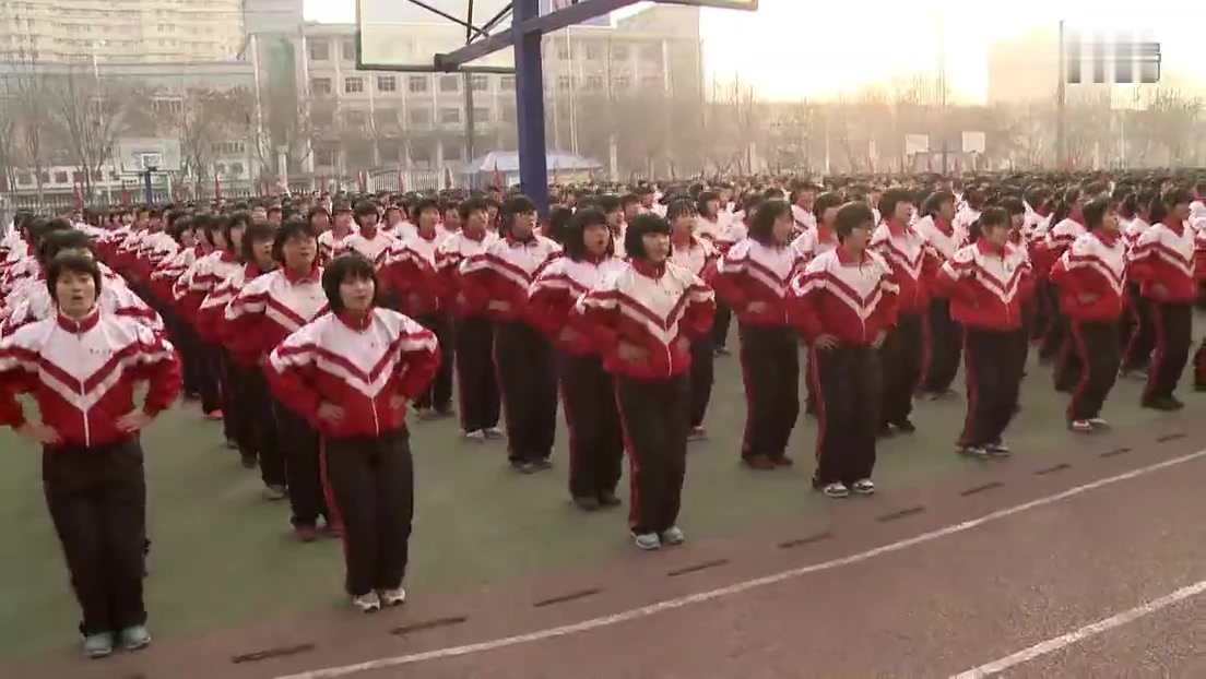 衡水市第十三中学 青春活力健美操