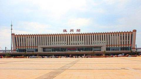 抚州火车站在哪里 抚州火车站到赣东大道