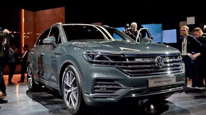 这款SUV跟大名鼎鼎的保时捷卡宴同底盘,但价格却只有一半