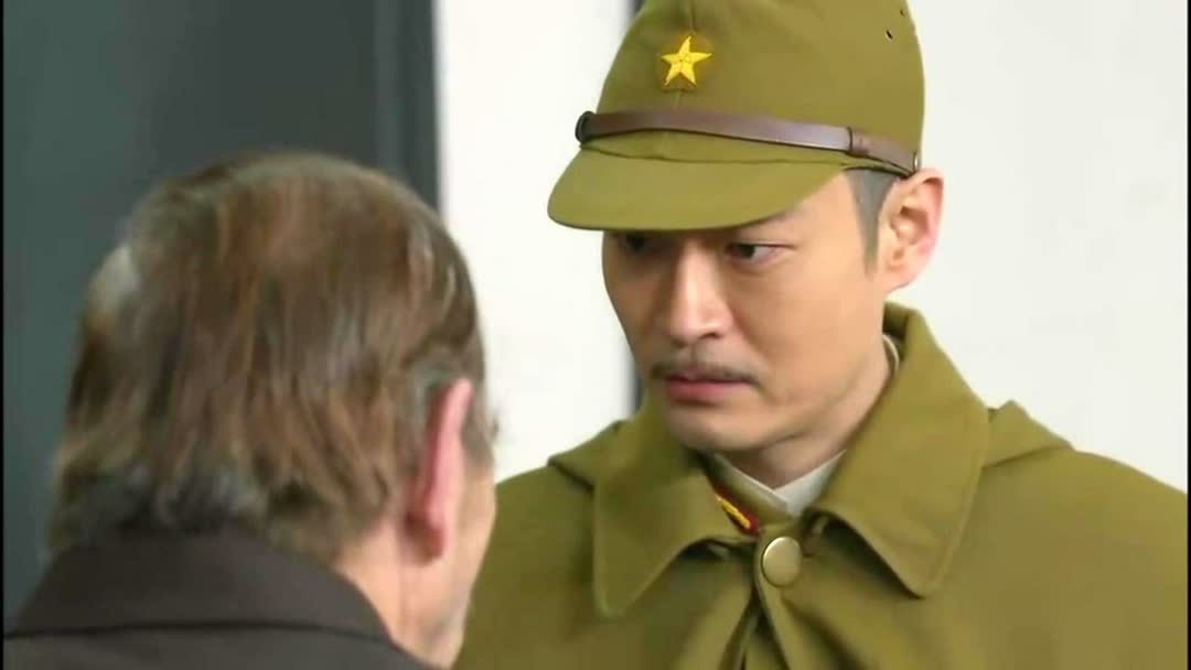 毕业歌:日本人要让学生唱日本歌,学生不会,就叫手下现场教学