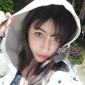 入江闪闪 