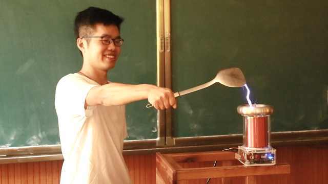 宝藏老师|初中老师的"魔法"课堂:刷题刷不出对物理的热情