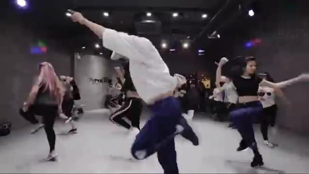 舞蹈工作室编舞完整版《C哩C哩》,一起学起来!