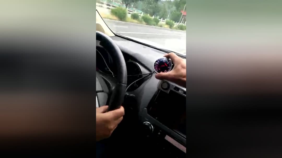 顾客霸道27改装涡轮增压,真实不虚#涡轮增压机械增压 #汽车改装