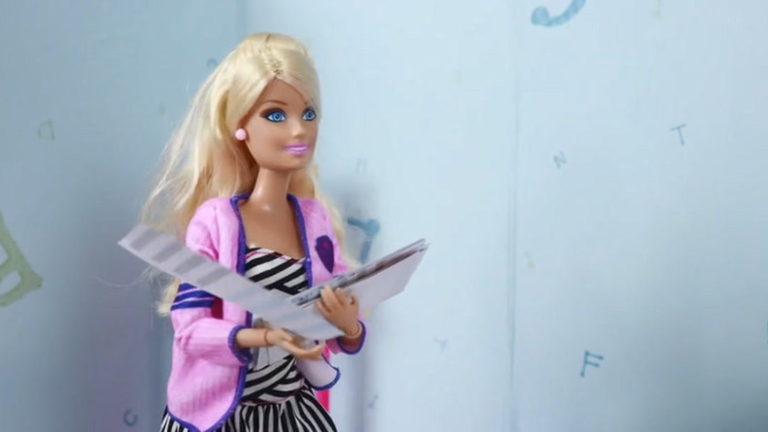 绒绒兔玩具:叶罗丽考试水王子拿奖状