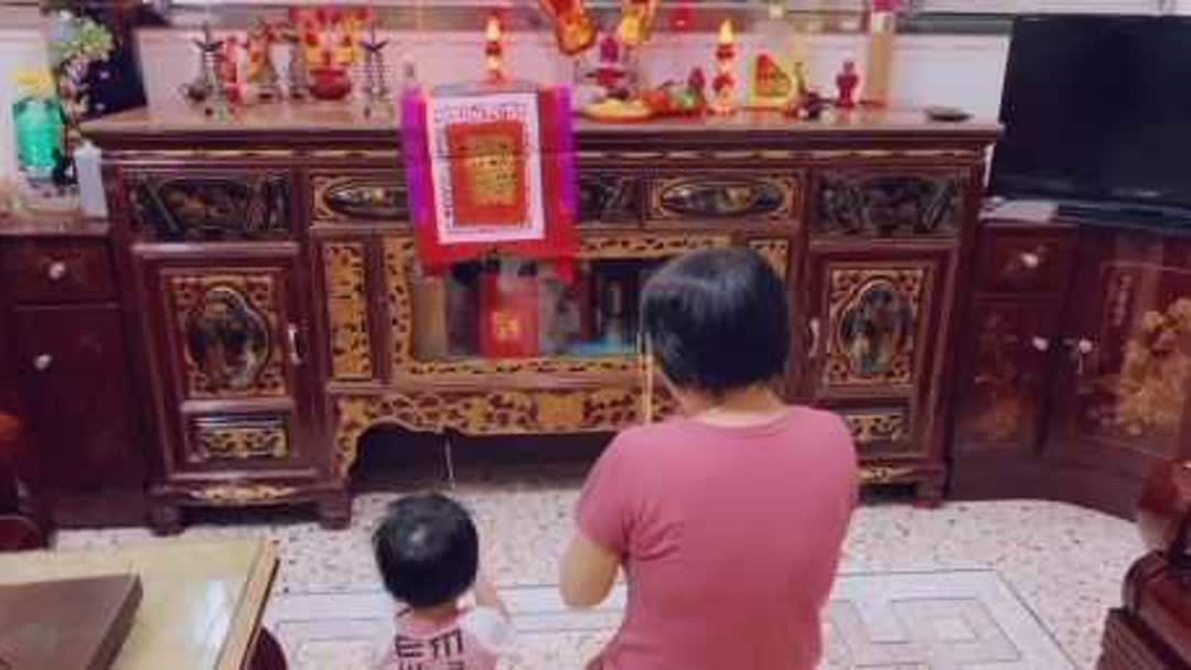 潮汕千年不变的习俗,两岁宝宝也懂做,估计好多人想不到的