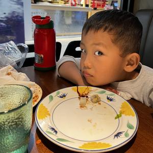 黑豆豆的童年故事 