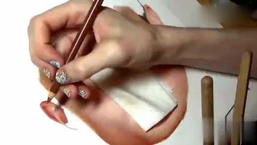 儿童画画,世界杯期间怎能少了这位球星,球迷们画起来吧!