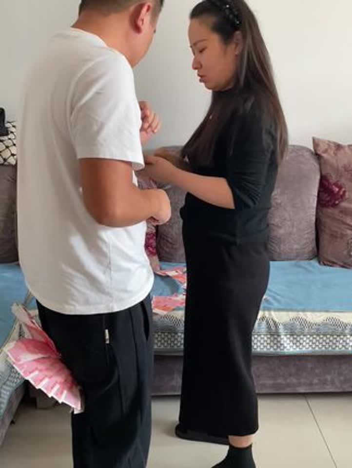 老婆不给只能自己想办法了!天猫双11惊喜夜!#双11惊喜夜 #天猫双11...