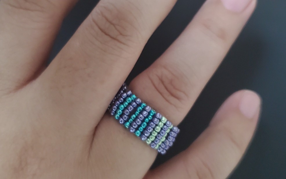 DIY手工制作,用鱼线制作出带弹力的手链或者戒指