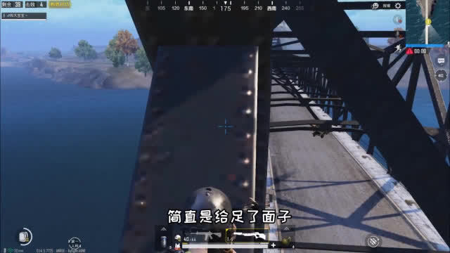 到底是人为还是灵异事件?汽车诡异的镶嵌在公交站里!