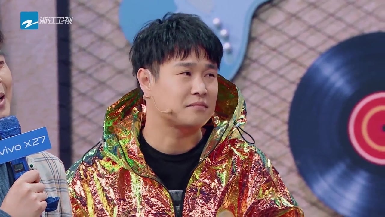 华晨宇不愧是专业歌手,飙高音已经很厉害了,没想到拖长音更是绝