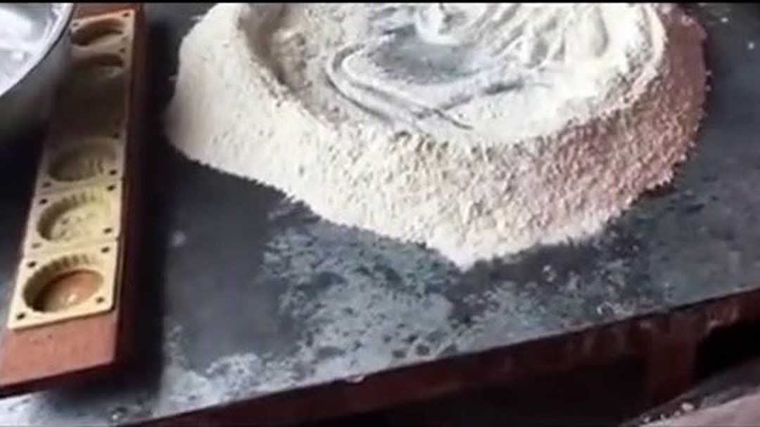 微波炉核桃酥制作视频 桃酥的做法之和面