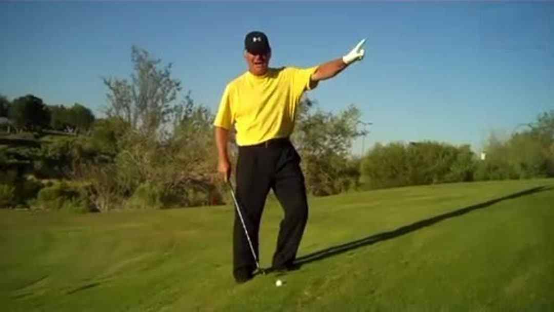 坡面 上坡 果岭边大坡度上坡球位贴士 开放式窄站位 Bob Byron wst...