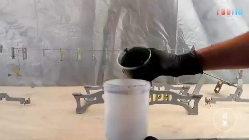 修复一台古老的托盘天平,这结构好复杂啊,能修成这样也是厉害