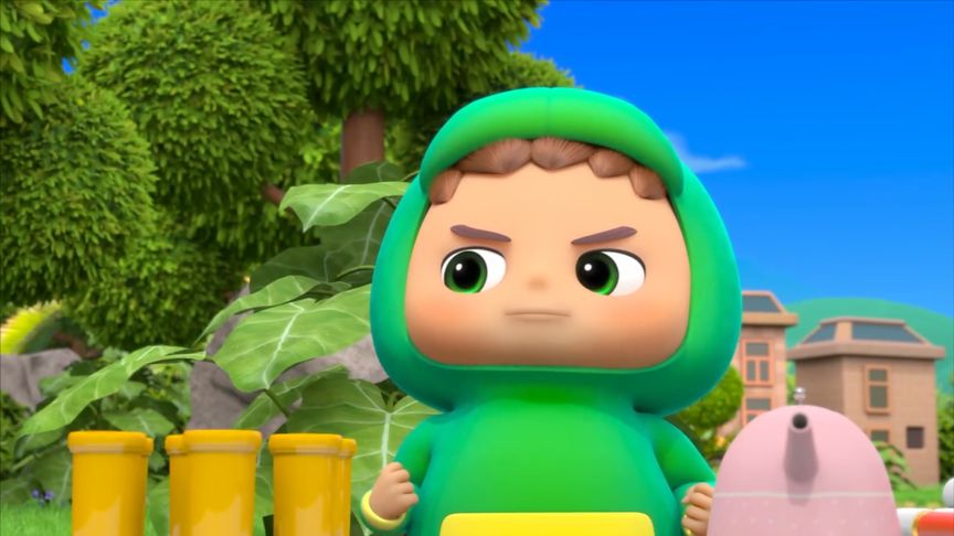 百变校巴:不能这么被落下,抱抱龙水都不喝了,要赶紧超过嘟嘟