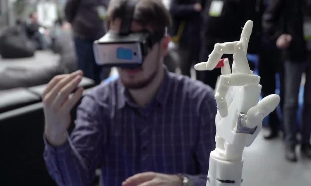 机器可以存储海量信息,但人类大脑这个功能,它们永远达不到!