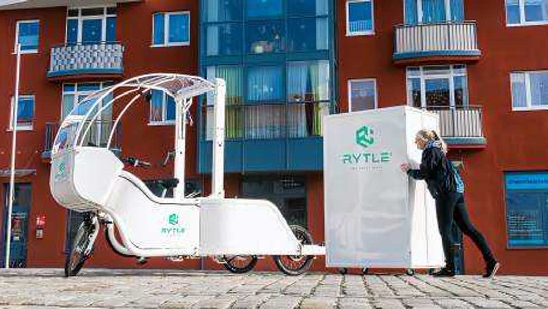 货运电动三轮自行车,车体可分离,车尾带货柜,还有天棚和风挡!