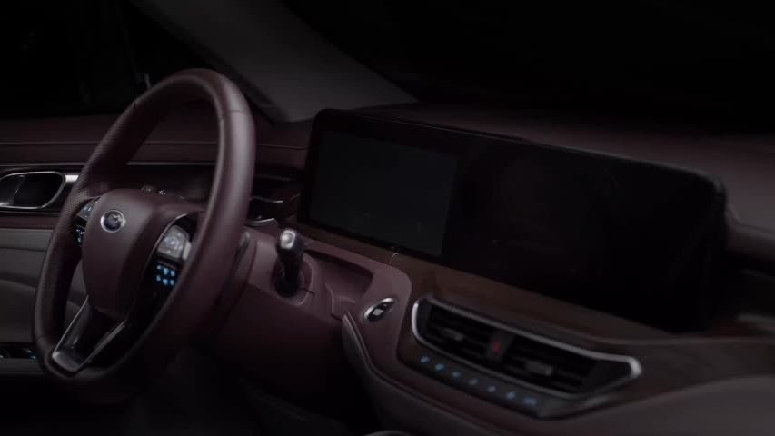 今日给大家讲解如何正确使用这么强大电动尾门!