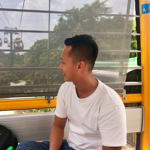 珠海市斗门区鸿途二手车行 