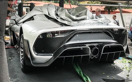 世界上第一辆制造的奔驰ProjectOne超跑意外泄密。(=・ω・=)