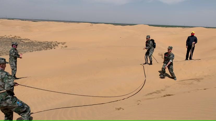 @包头市青少年发展中心 @中青未来研学旅行 沙漠跳绳