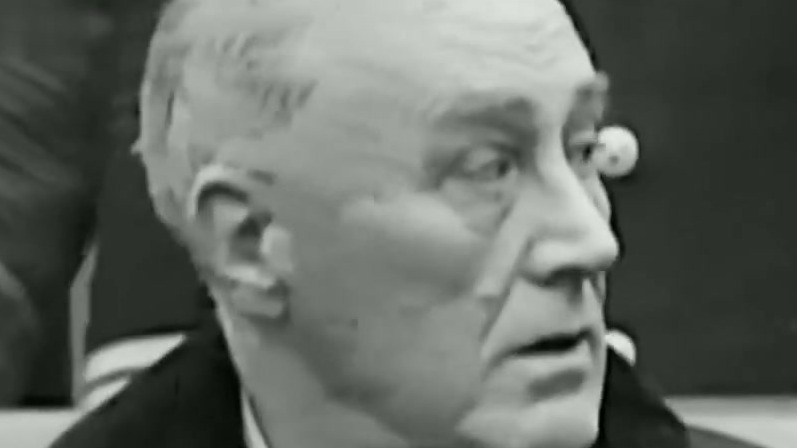 这个全球最大的组织,有三个国家就占了九票,中国只有一票