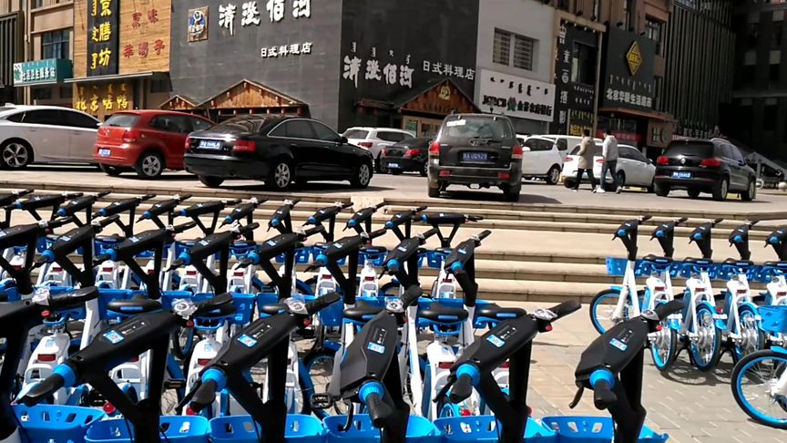 今天看到了你多电动单车,电动车很方便,规范管理是关键!
