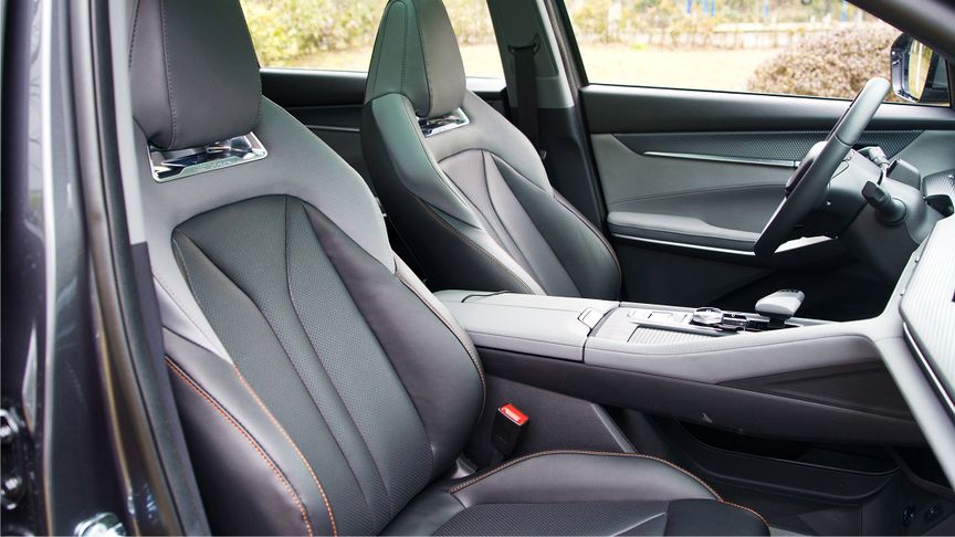 几乎挑不出大毛病!二代CS75PLUS乘坐和空间体验