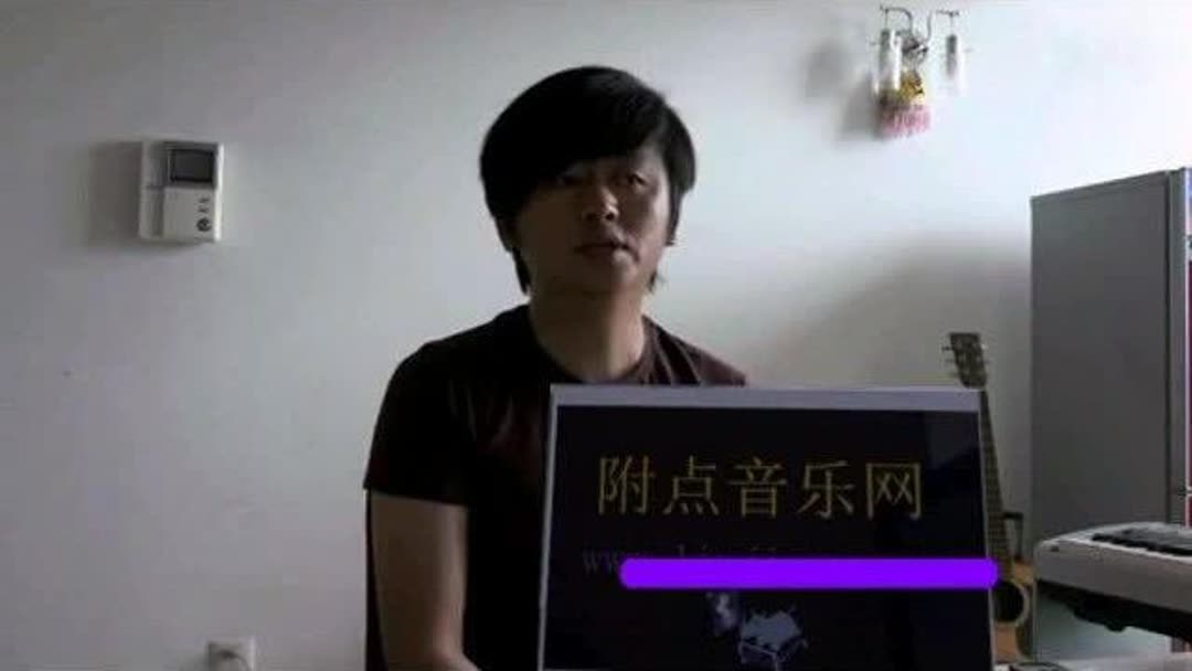 ktv必点歌曲_ktv男生好唱的歌_麦克风怎么在电脑上唱歌