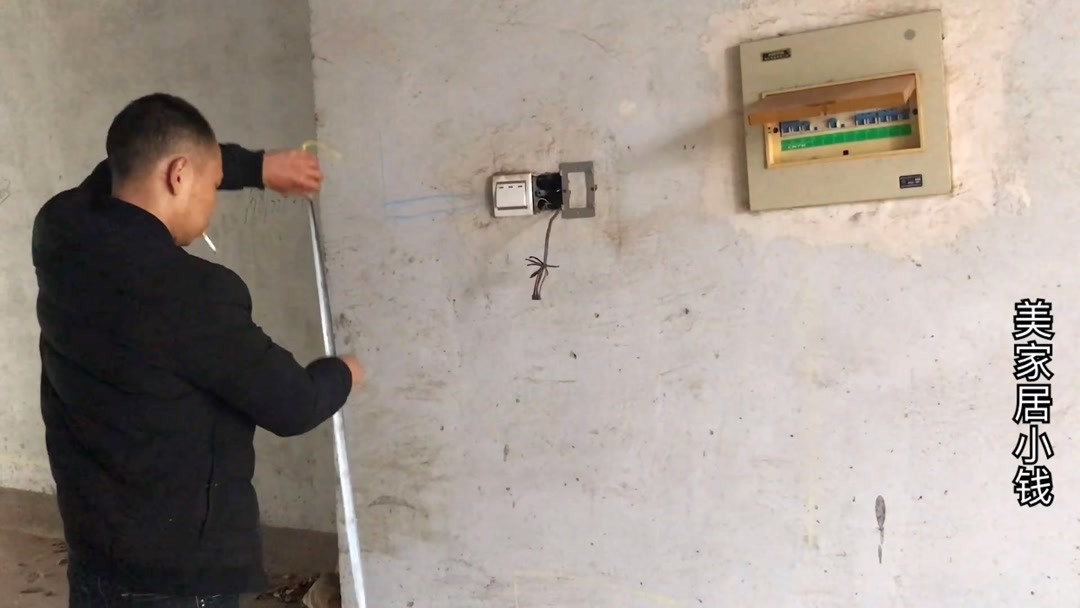 毛胚房装修第一步水电定位,以简单实用为主,连设计费都省了