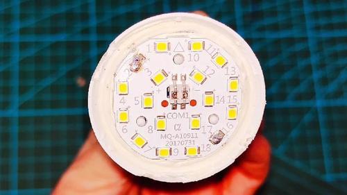 LED灯不亮,本以为是小毛病,没想到是连环故障,好不容易才修好