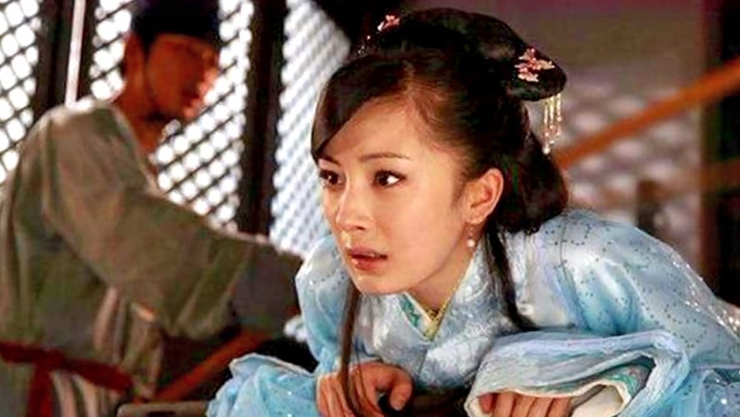 古代羞辱女性的刑罚中,有一种最残忍,如今却成为了一种时尚潮流