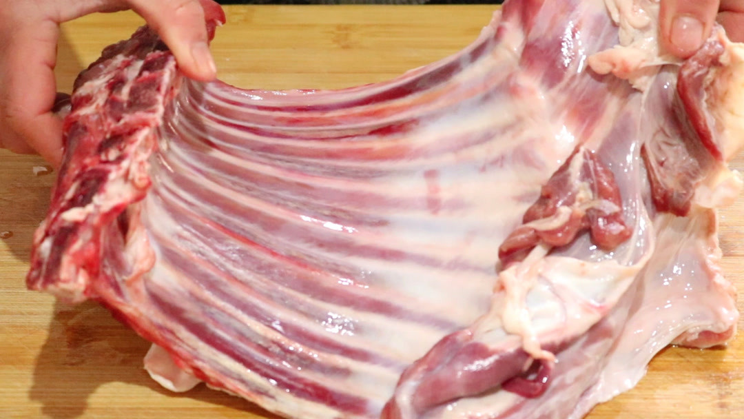 清炖羊排,老妈的拿手菜,软烂入味,汤鲜味浓,不腥又好喝