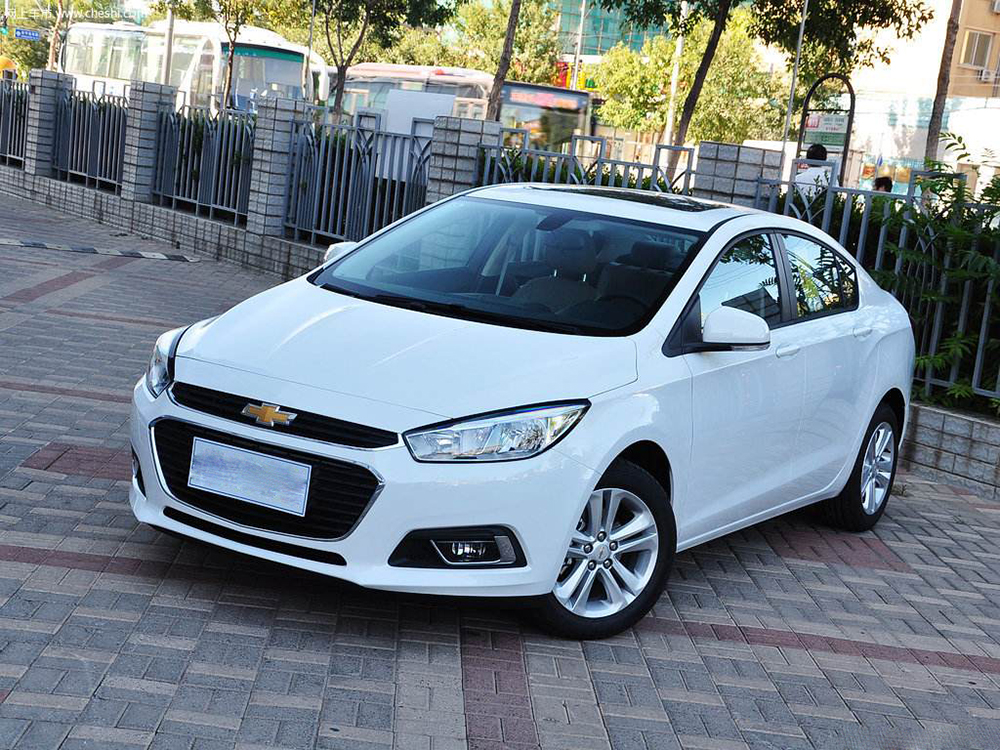 7万就能搞定的自动挡轿车,经济实惠配置丰富,颜值不输本田思域