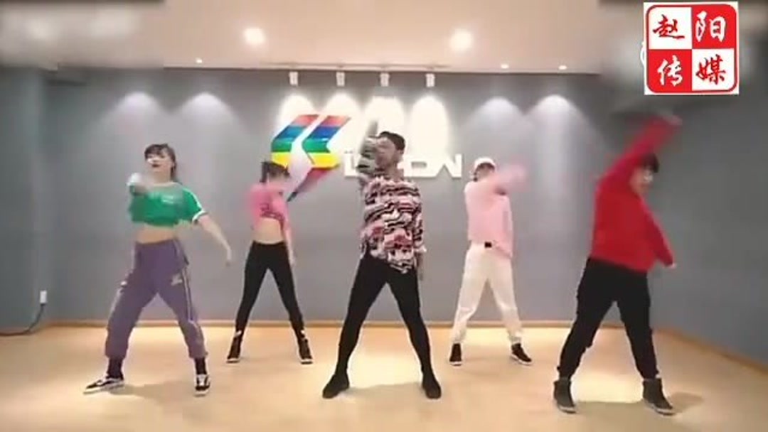 超火的魔性海草舞,舞蹈动作教学视频,需要的同学