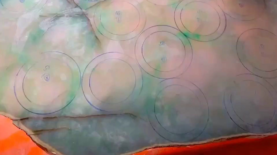 缅甸天然翡翠完美手镯料