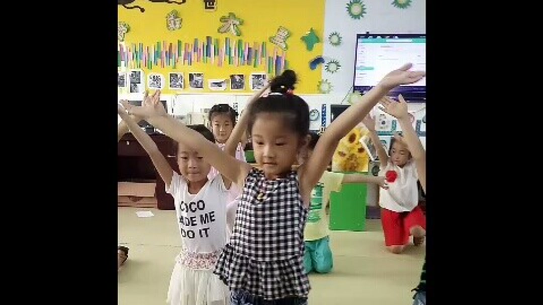 幼儿园毕业典礼舞蹈表演!