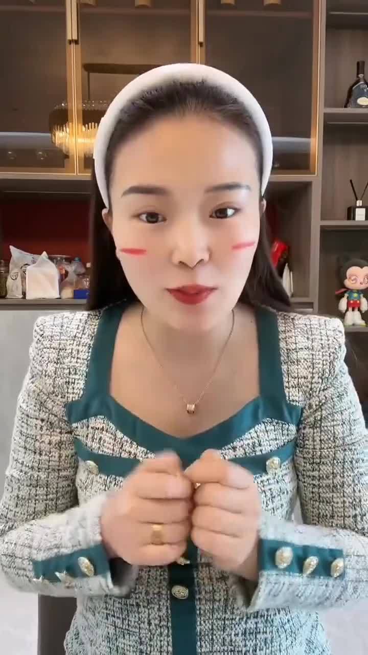 美颜贵妇膏,既可以遮盖皮肤瑕疵,又可以美颜养肤,太好用了,一大罐60g...