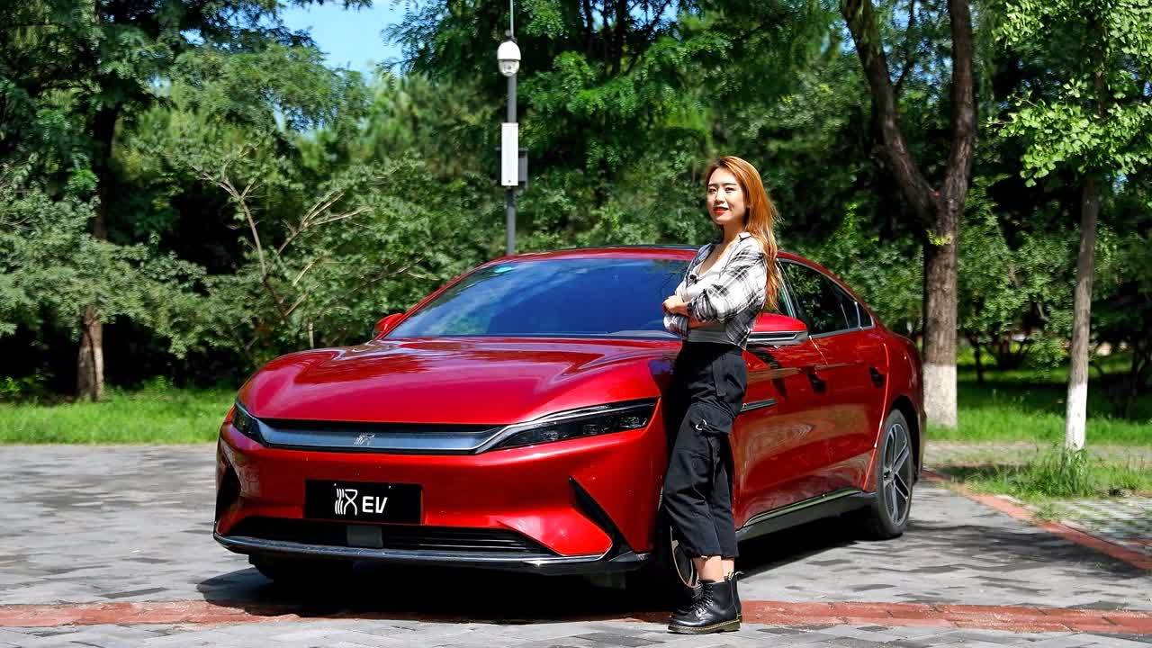 颜值出众,操控出色,试驾比亚迪汉EV