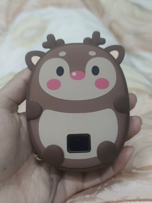 既能充电,又能暖手的充电宝,谁能不爱!