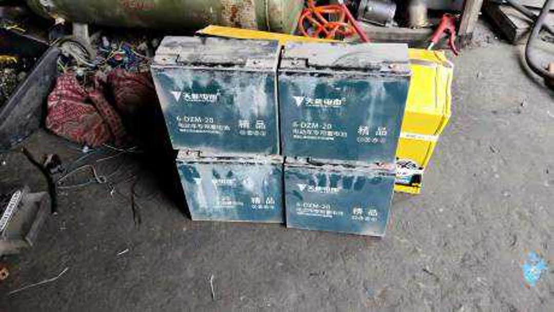 天能电瓶好还是超威电瓶耐用,使用这个方法过后这细节最靠谱