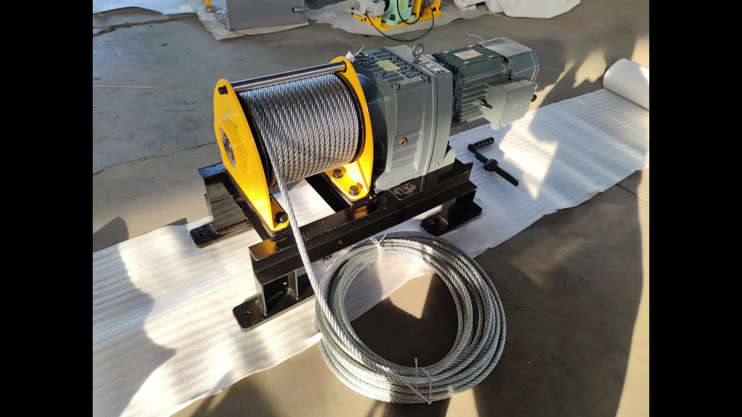 一字卷扬机电磁式刹车制动提升绞盘