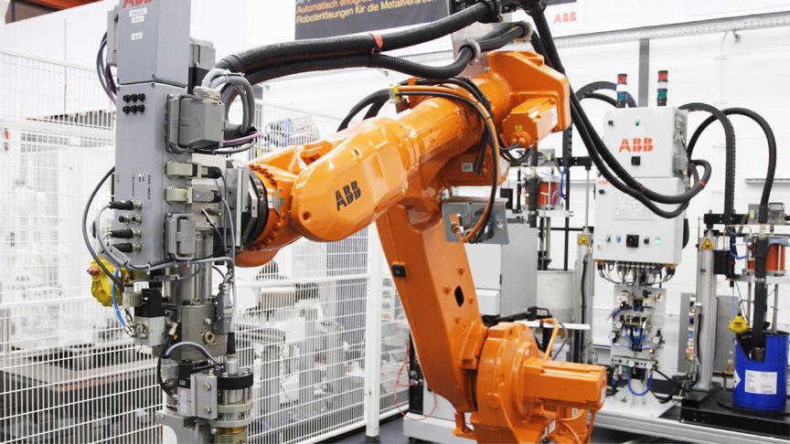 利用robotstudio进行两台机器人的I/O通信仿真