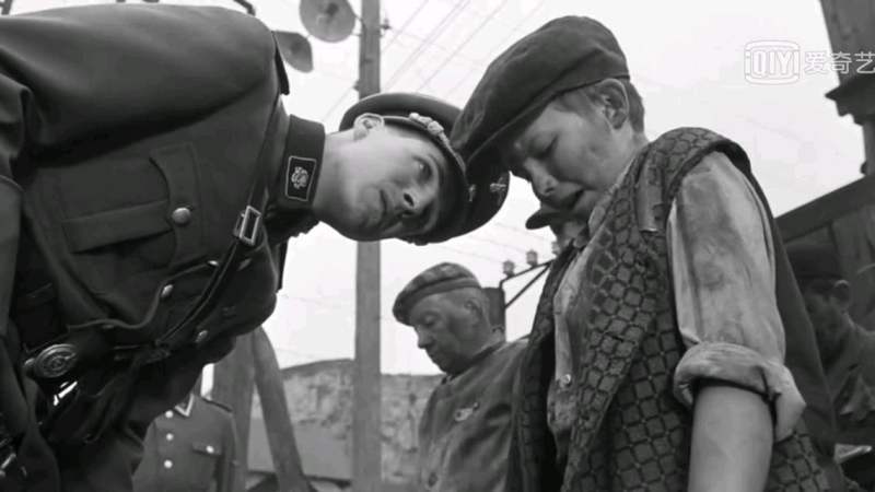 辛德勒的名单:聪明小孩的一句话,救了所有的人!